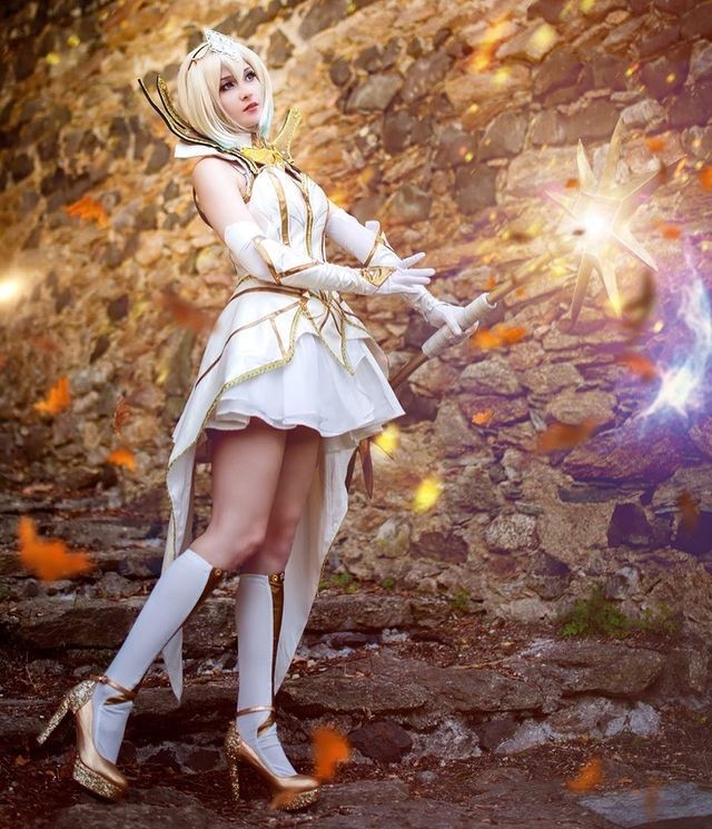 LoL: Entre no clima natalino com este cosplay de Jinx Elfa Ambiciosa ...