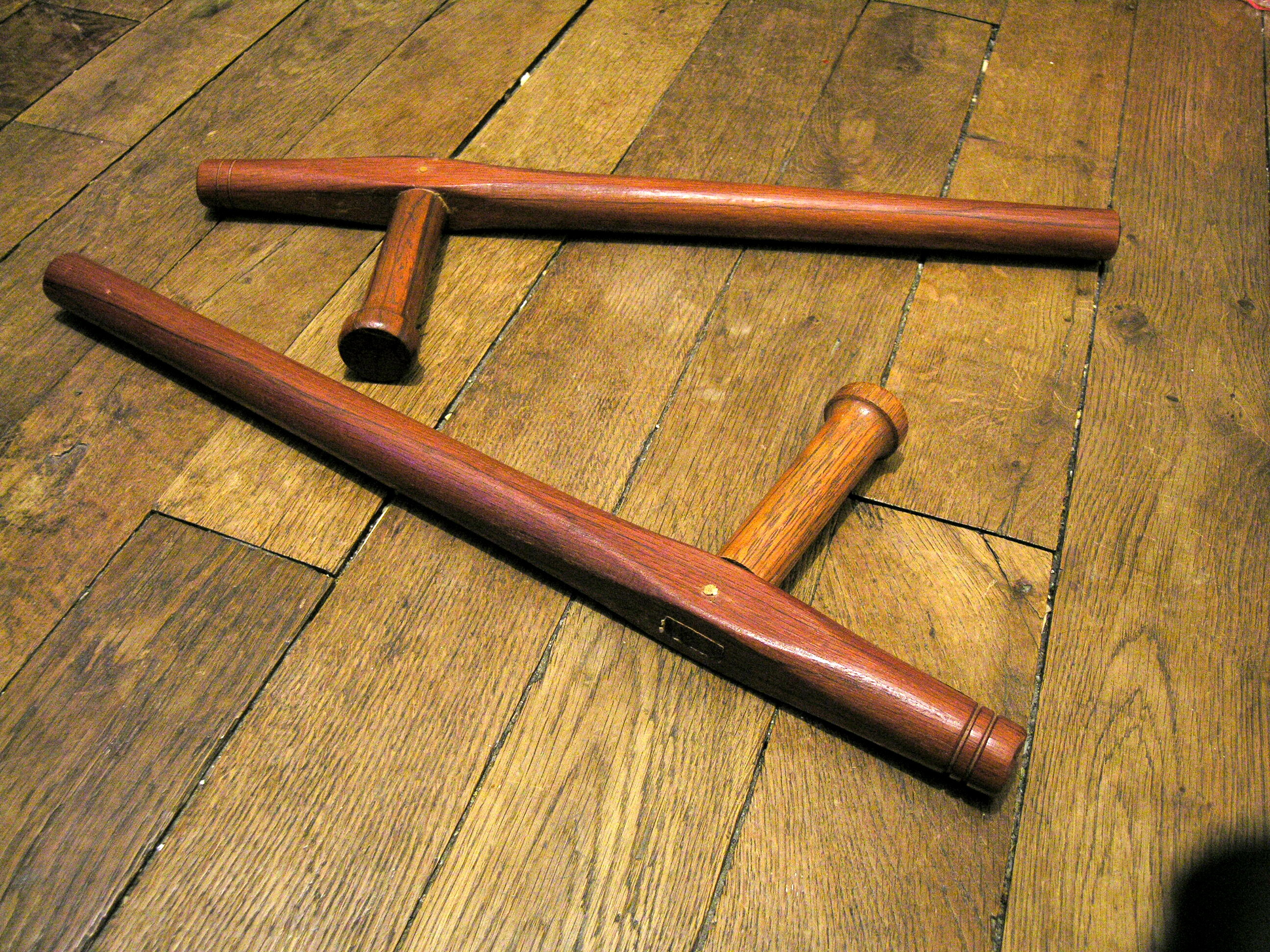 5 armas de campeões do LoL inspiradas em armas da vida real - Millenium