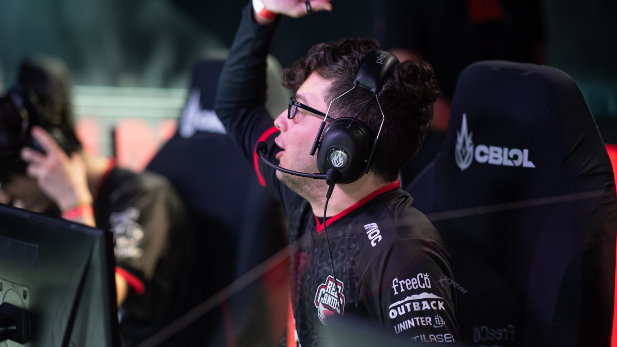 LoL: RED Canids estreia no Mundial 2021 com vitória sobre Infinity ...