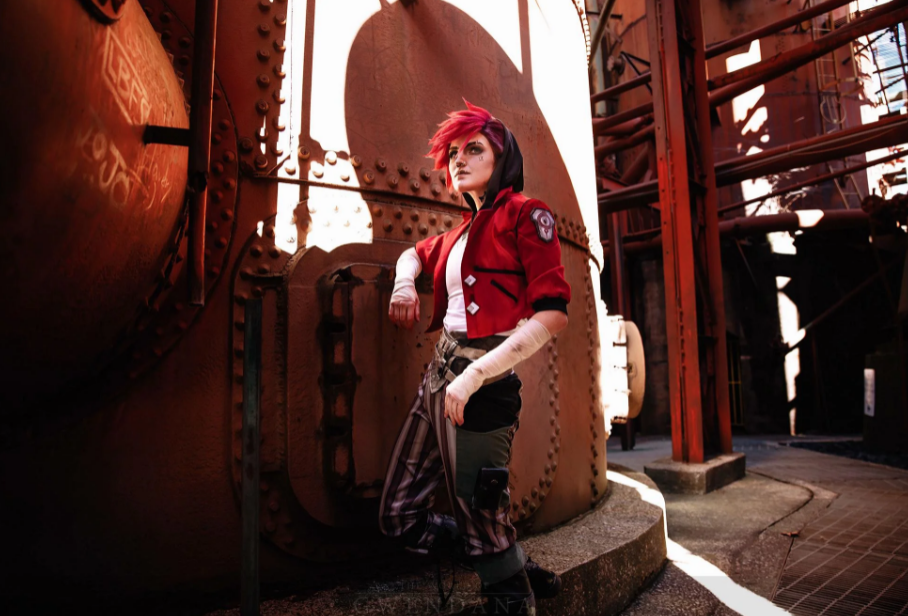 Fãs continuam fazendo cosplays incríveis de Arcane mesmo após meses de ...