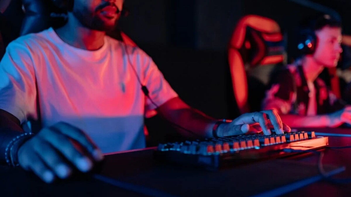 Streamer iniciante: Quatro acessórios que elevam a qualidade das ...