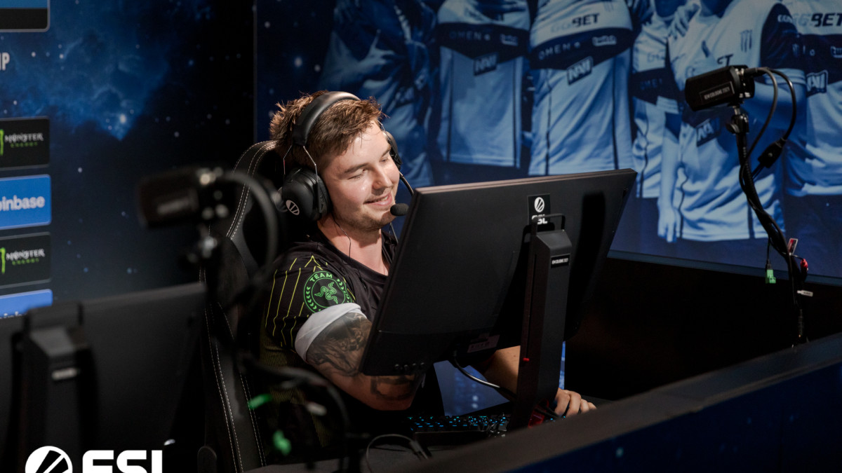 Major de CS:GO: Dev1ce aponta NaVi, de S1mple, como principal favorita ao título - Millenium